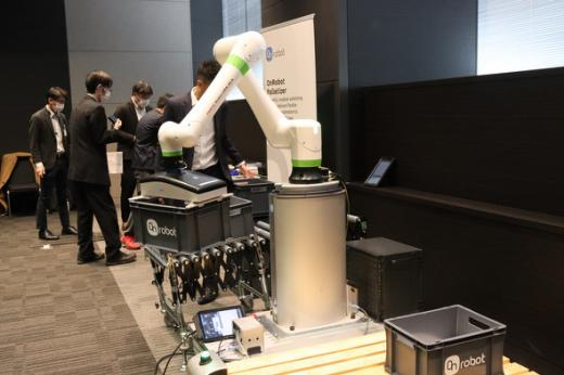 任何人都可立即成为专家，OnRobot推出工业协作机器人自动化部署平台“D_PLOY”_企业动态_资讯_中国AGV网(www.chinaagv ...