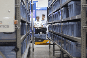 立镖AirRob飞箱首度亮相泰国展，智能创新引发全场关注！_企业动态_资讯_中国AGV网(www.chinaagv.com)_AMR网-专业 ...